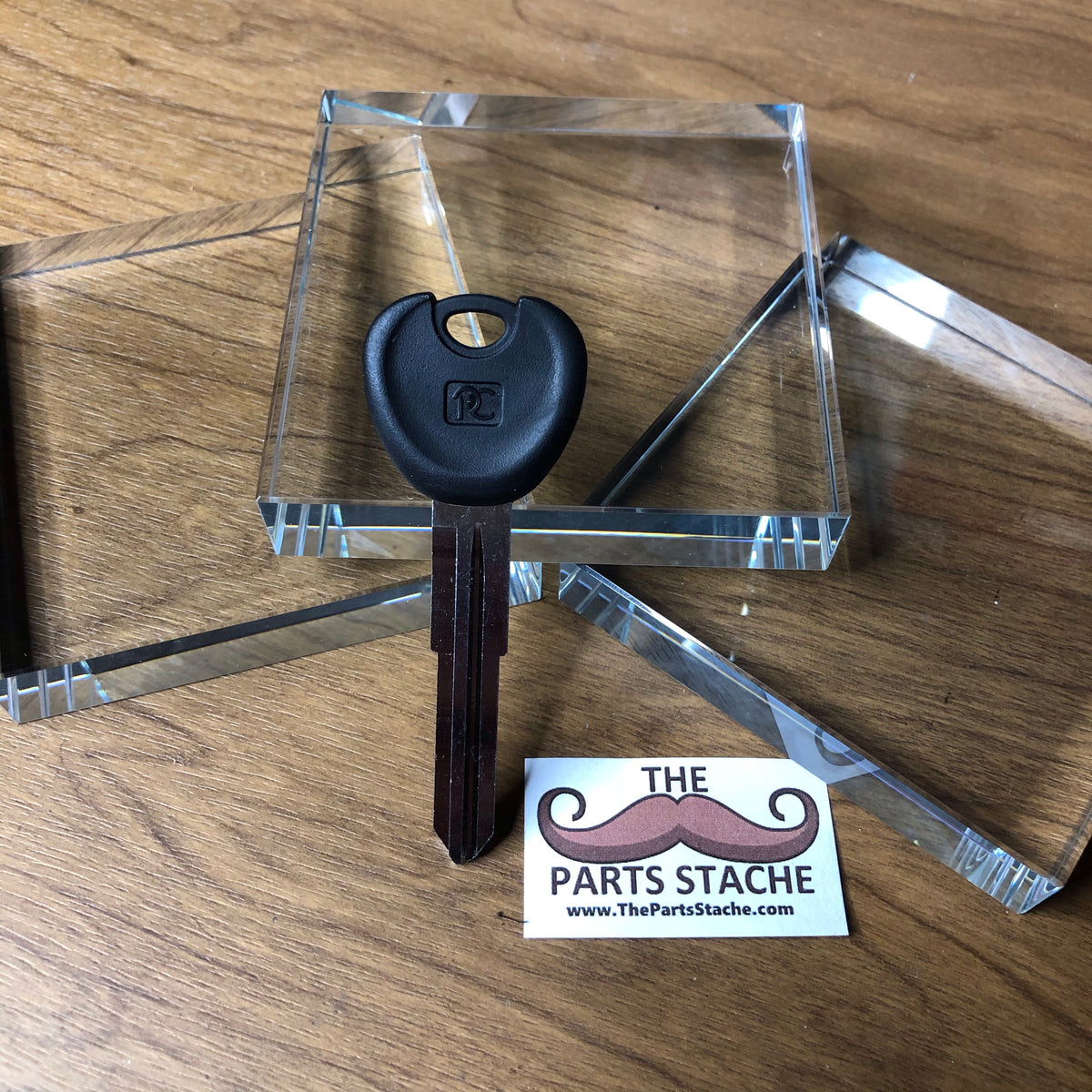 M356 Royal Clover Black Replacement Key (Silver) – The Parts Stache