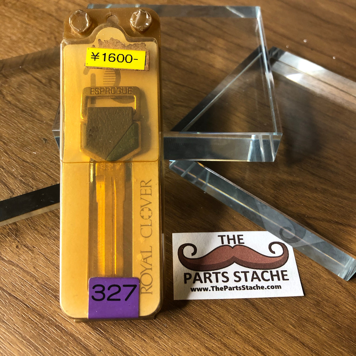 M327 Royal Clover Esprogue Key (Gold) – The Parts Stache